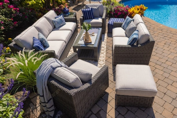Southampton 4 Piece Outdoor Seating Set - Love Seat, Club Chair, Swivel ...